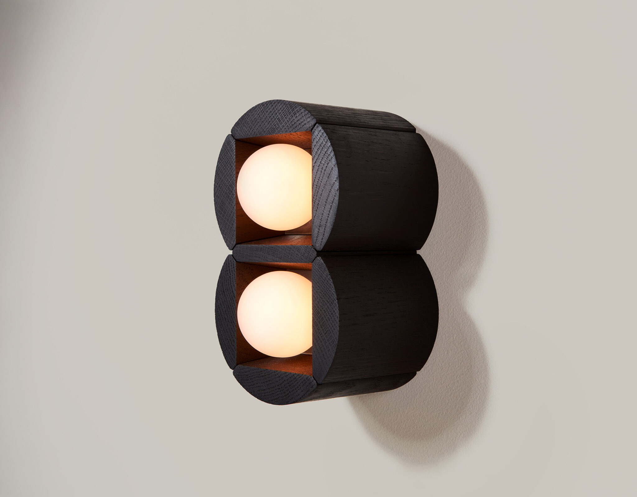 Two Dot - Stickbulb